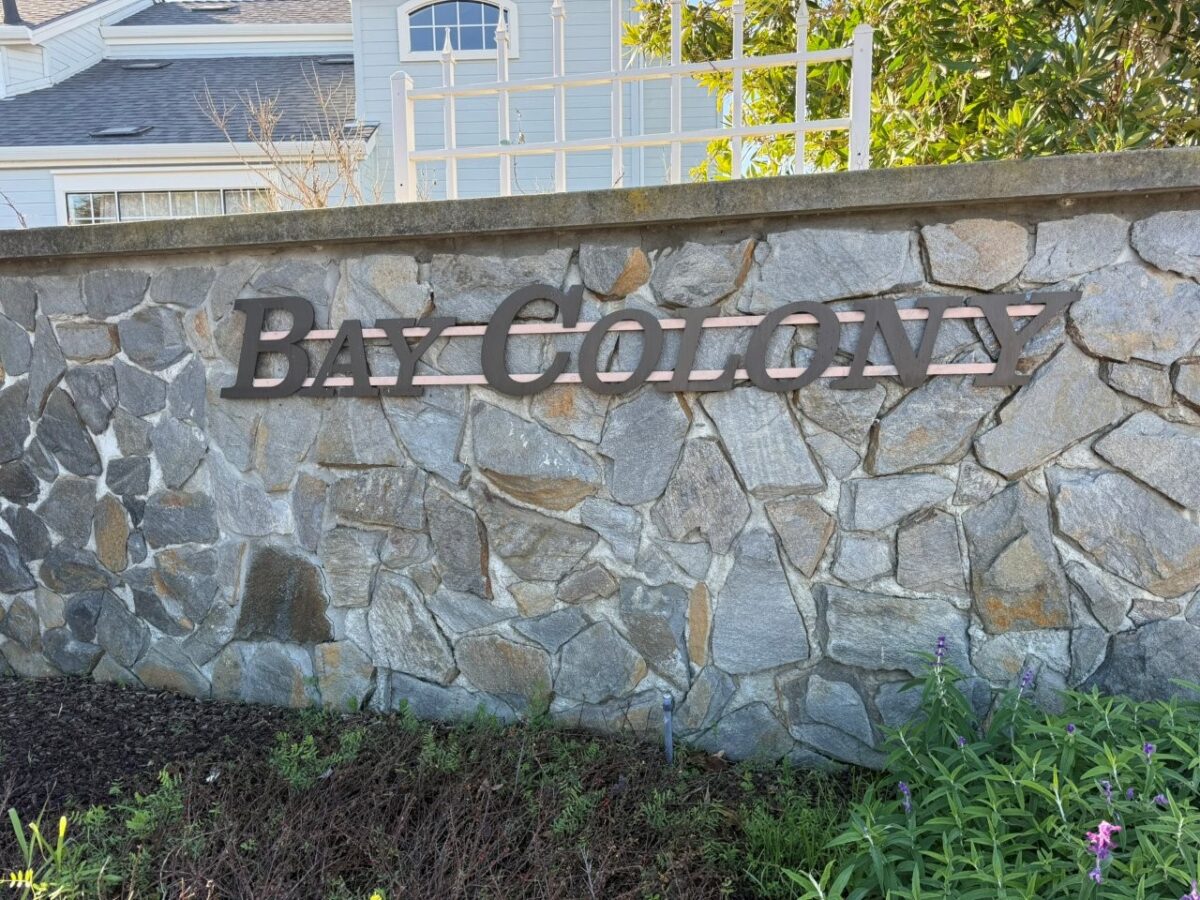 Bay Colony - Harbor Bay Management | Serving Bay Farm Island Communities